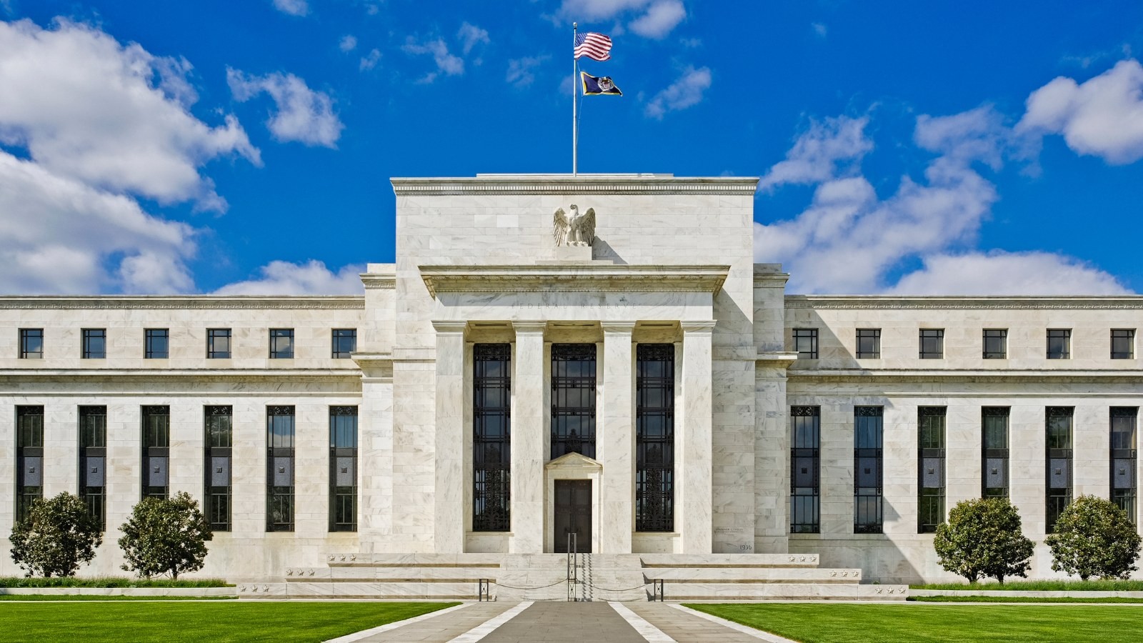 Fed-Zinsentscheid: Aktueller Leitzins und Prognose 2026